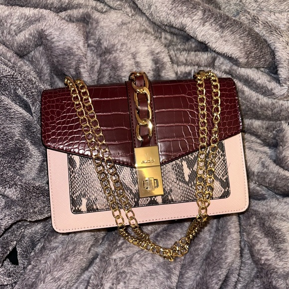 Aldo | Bags | Aldo Burgundypink Purse W Gold Chain And Snake Print ...